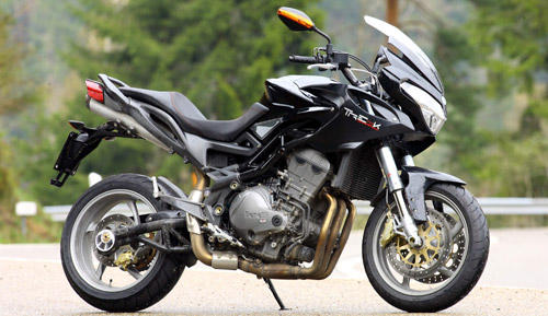 Benelli TreK 899 - im Test - Zweirad-Tests - ZWEIRAD - motorline.cc