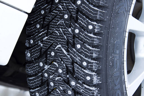 Nokian präsentiert ausfahrbare Spikes - Service - AUTOWELT - motorline.cc