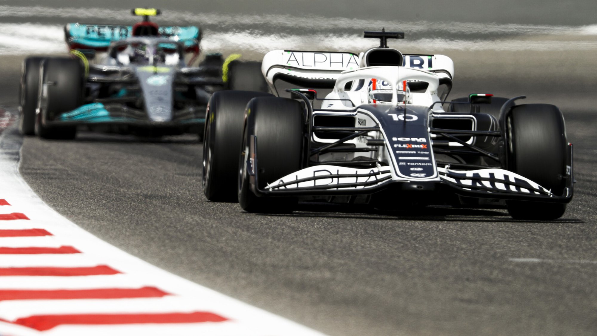 F1-Training Bahrain: Gasly Schnellster vor zwei Ferraris! - Formel 1 ...