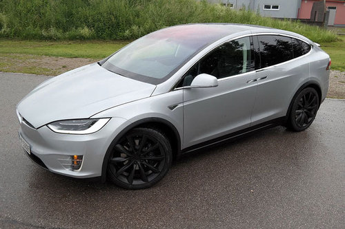 Tesla Model X 90D im Test 4wd Tests 4WD motorline.cc
