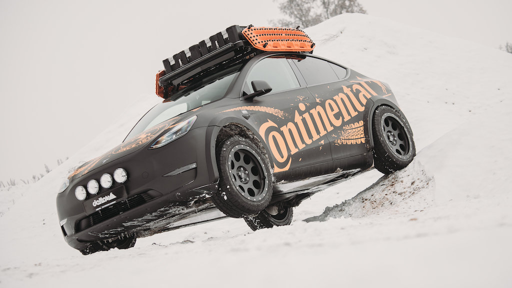 delta4x4 macht das Tesla-SUV Offroad-fit - News - ELECTRIC WOW ...